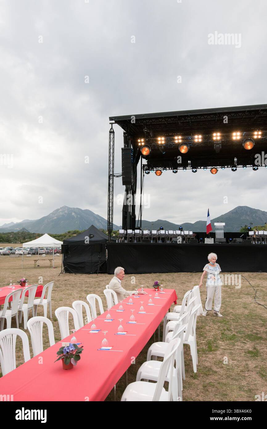 August 28, 2021, Levens, Alpes-Maritimes, France: An elderly couple of ...