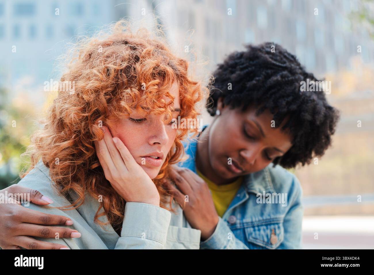 Friend empathy listening two female hi-res stock photography and images ...