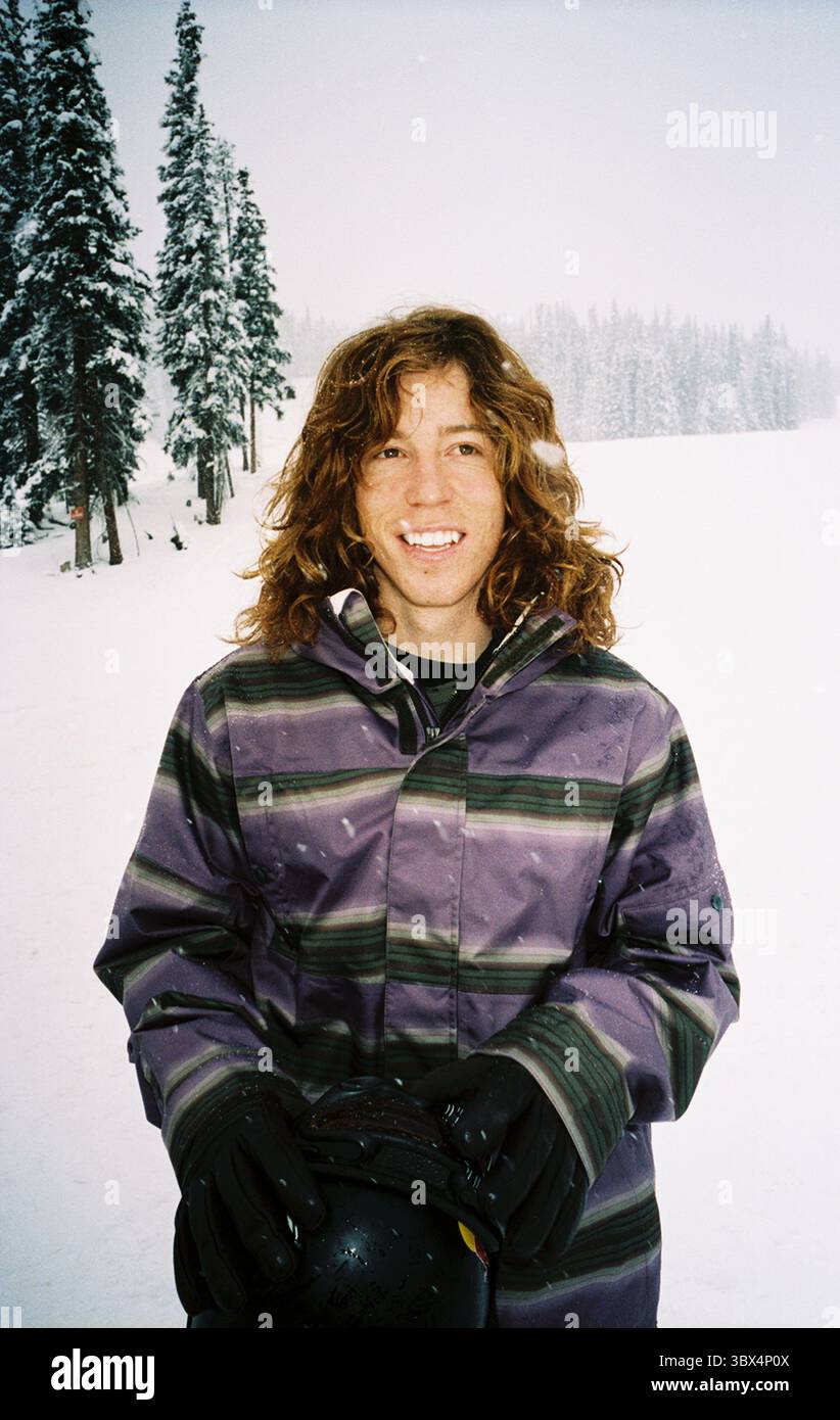 Snowboarder SHAUN WHITE photographed 12/07 in Breckenridge, CO. (Credit ...