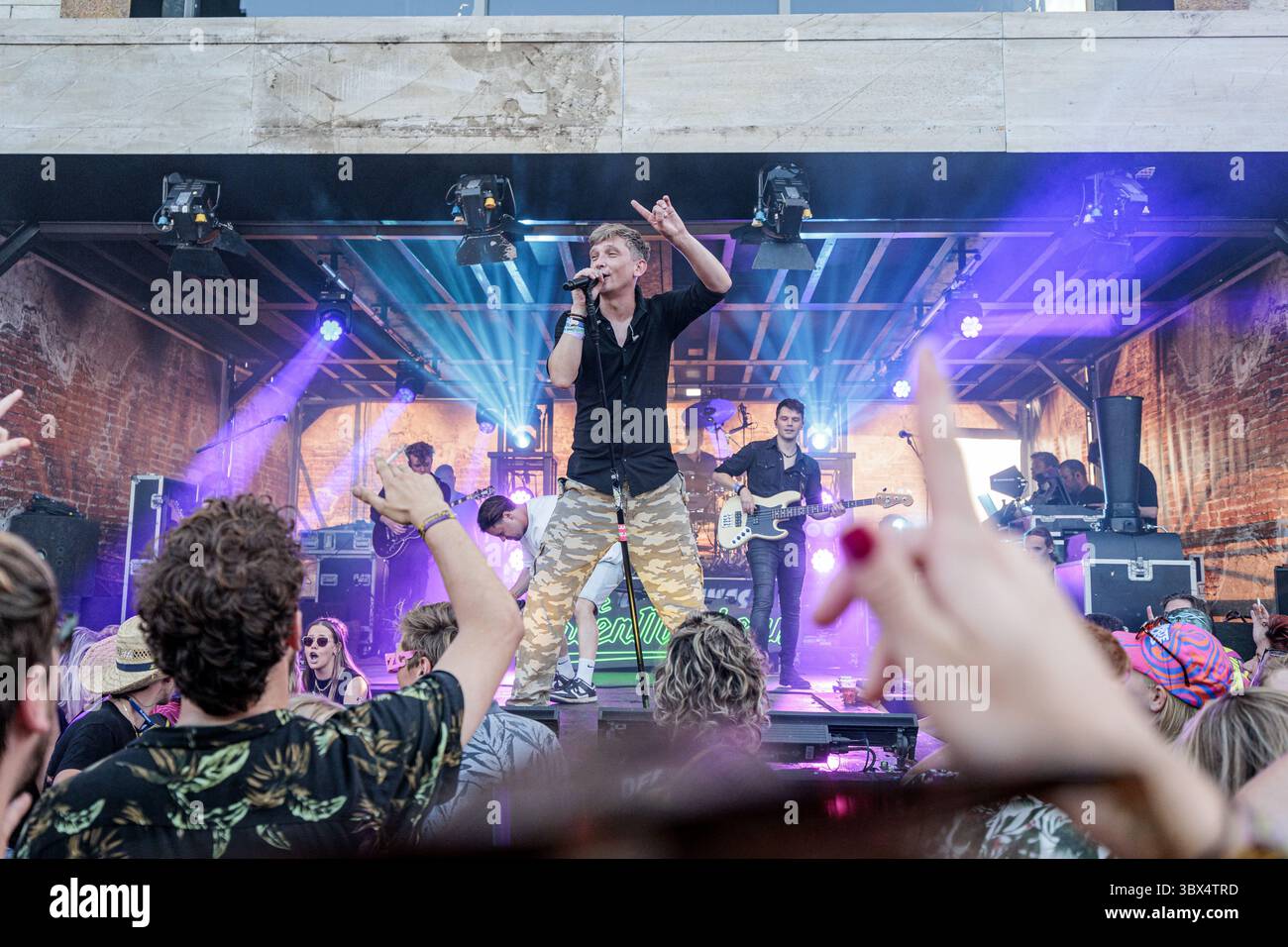 LICHTENVOORDE - The Green Monkeys on the first day of festival Zwarte ...