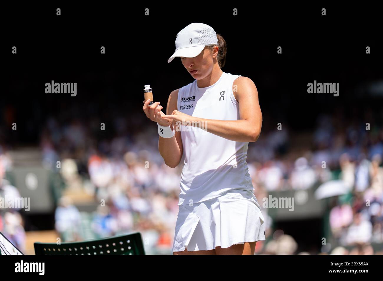 LONDON, ENGLAND - JULY 9: Princegrip plus grip enhancer, Iga Swiatek of ...