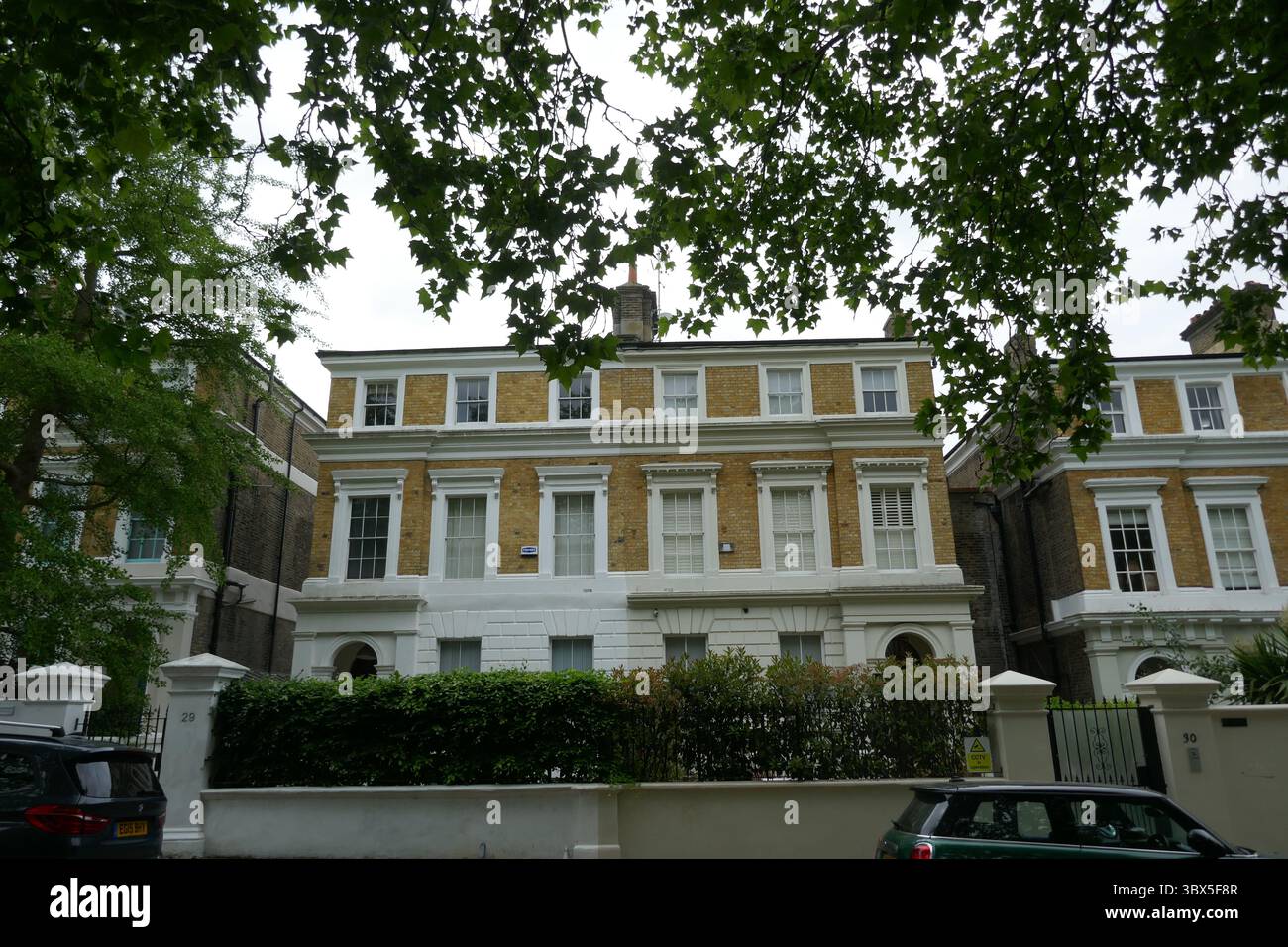 Camden Town, London, England 27th May 2025 Singer Amy Winehouse Former ...