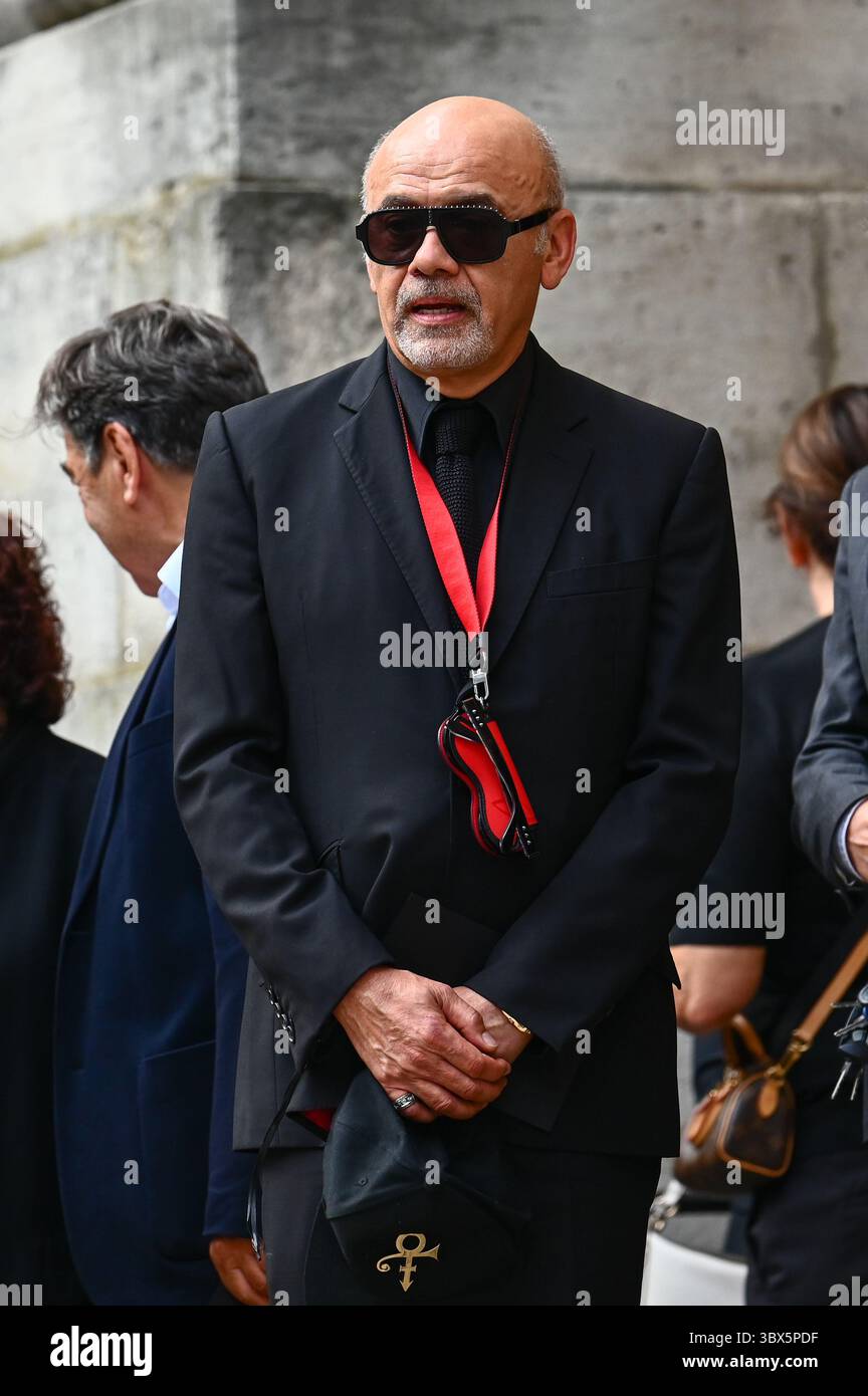 Christian Louboutin's exit at the funeral of TV host and publicist ...