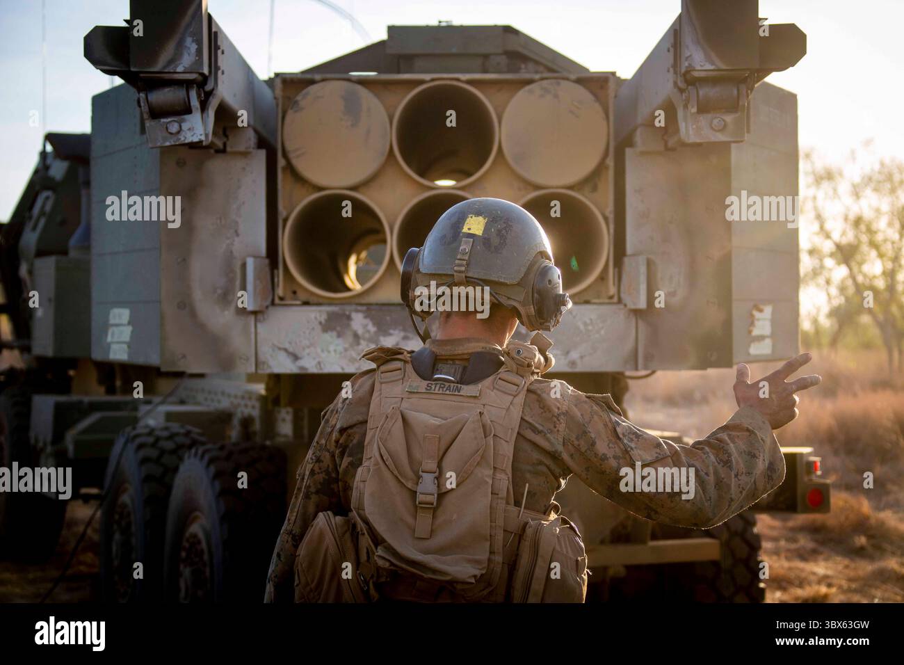 Guided multiple launch rocket system hi-res stock photography and ...
