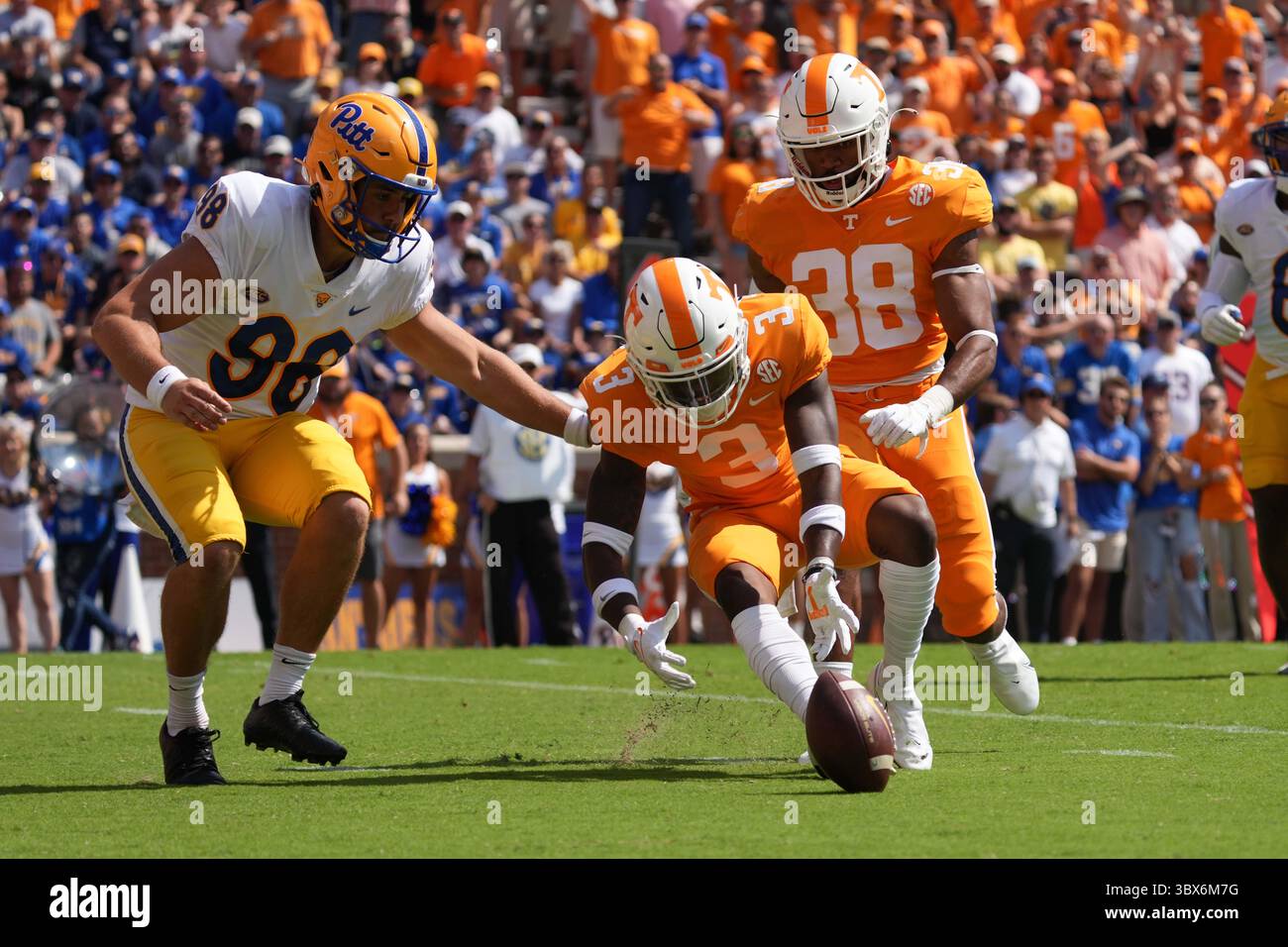 September 11, 2021: Tennessee Volunteers defensive back Doneiko ...