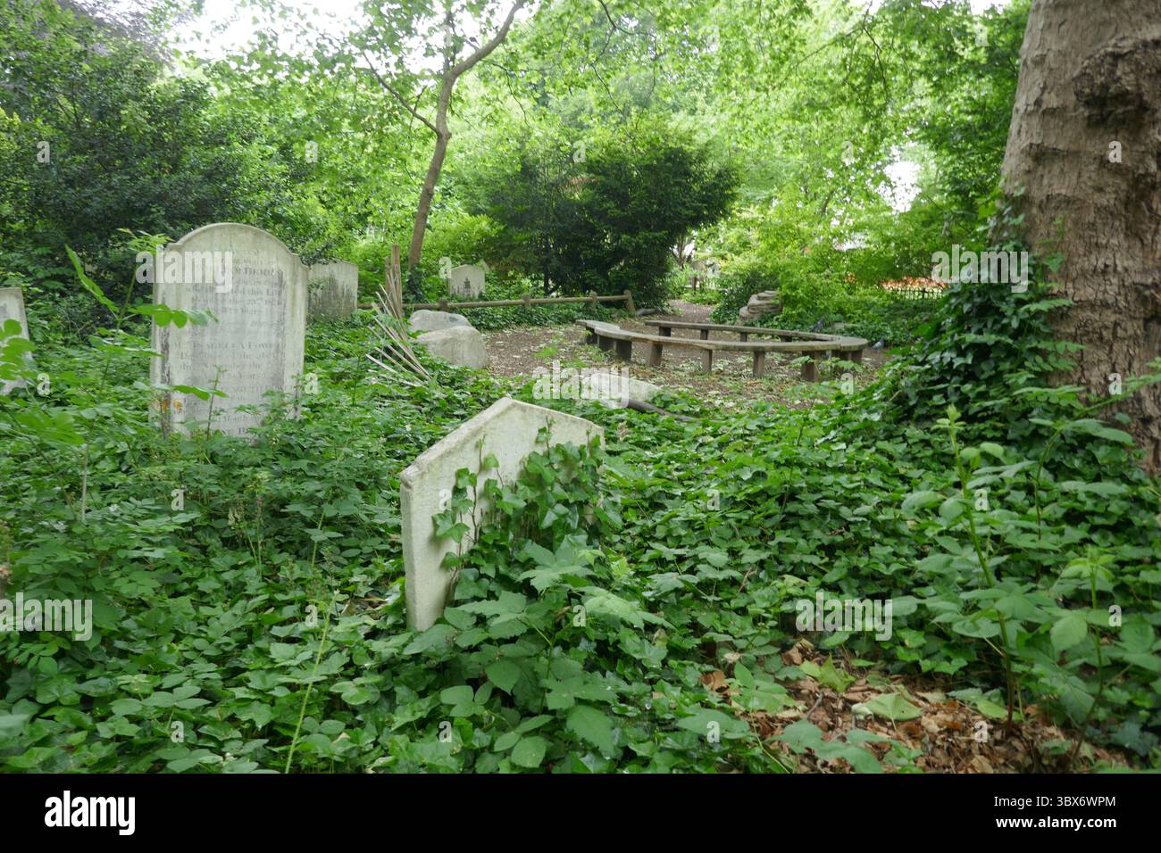 London, England, United Kingdom 27th May 2025 St. Johns Churchyard ...