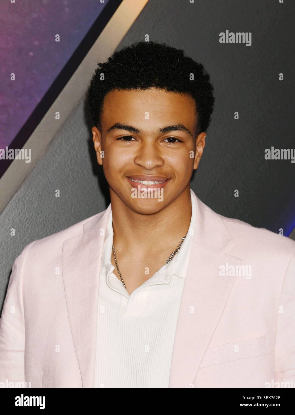 LOS ANGELES, CALIFORNIA - JULY 08: Shaun Dixon arrives at the world ...