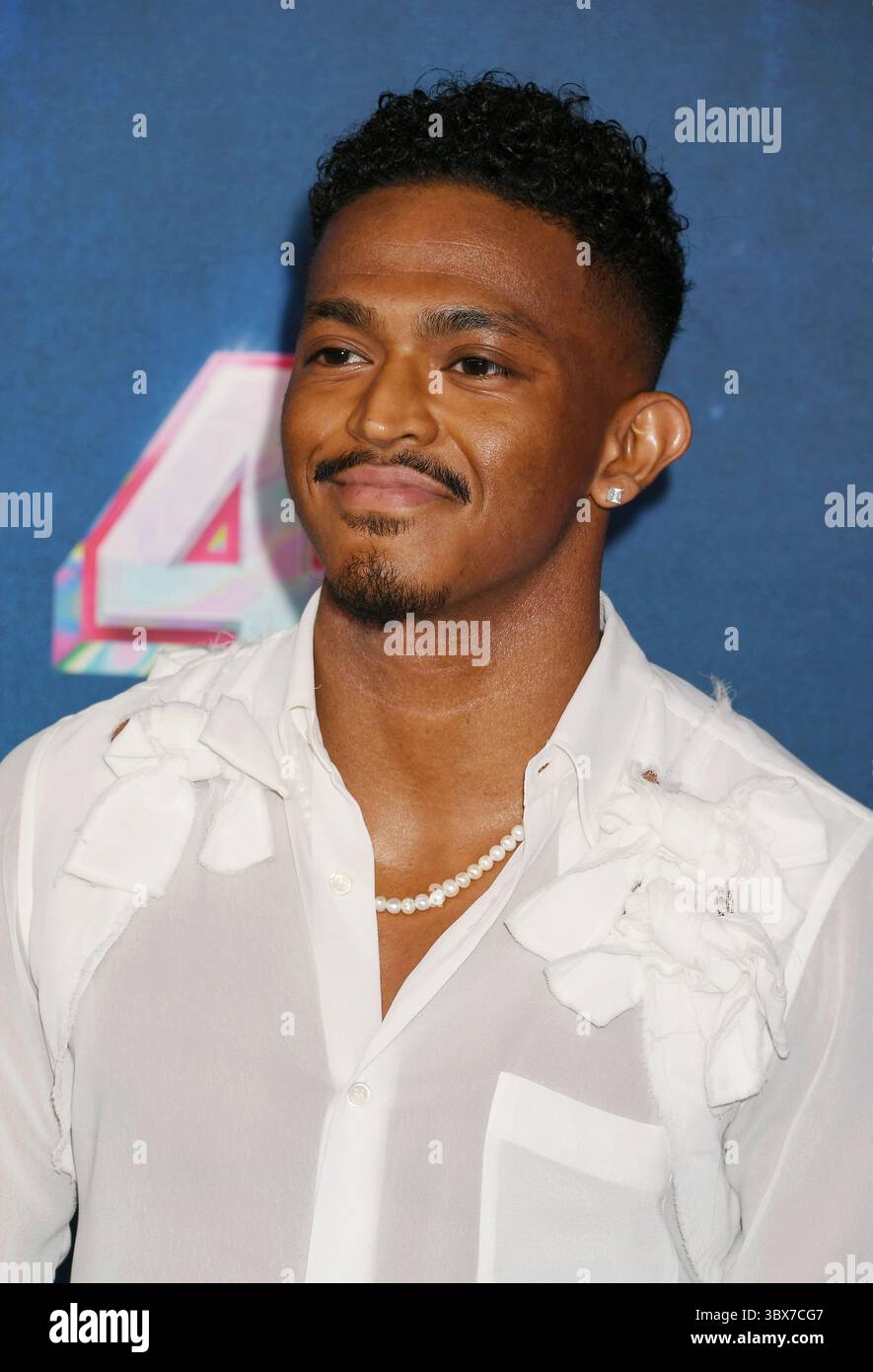 LOS ANGELES, CALIFORNIA - JULY 08: Noah Zulfikar arrives at the world ...