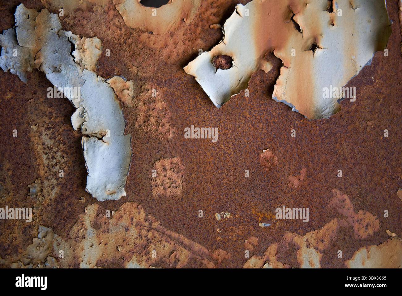 Rust white background hi-res stock photography and images - Alamy