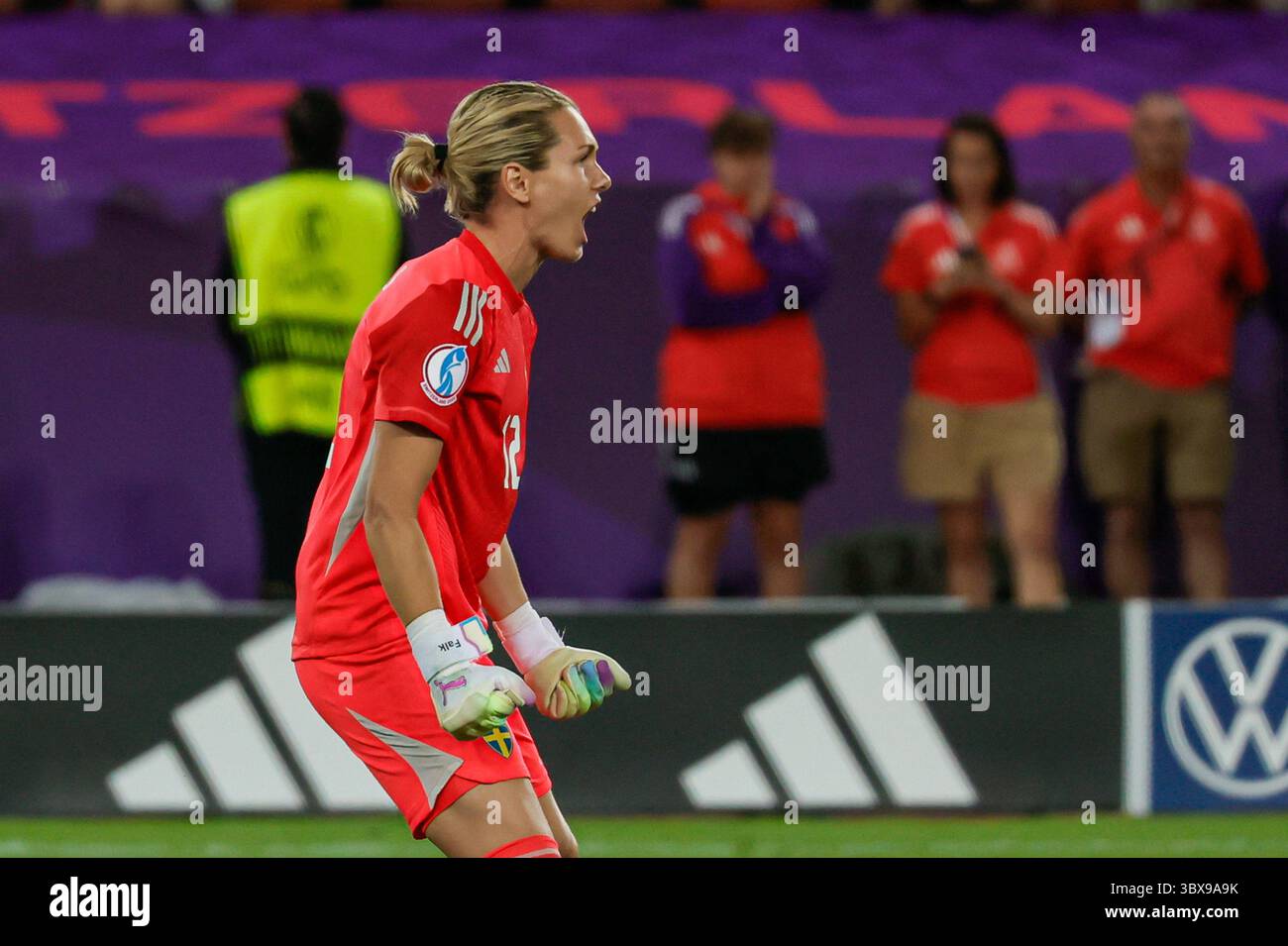 Jennifer Falk (12 Sweden) celebrates after Alex Greenwood (5 England ...
