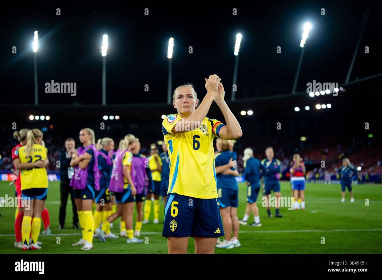 Magdalena Eriksson (Schweden, #06) und Team sind enttauescht ueber die ...