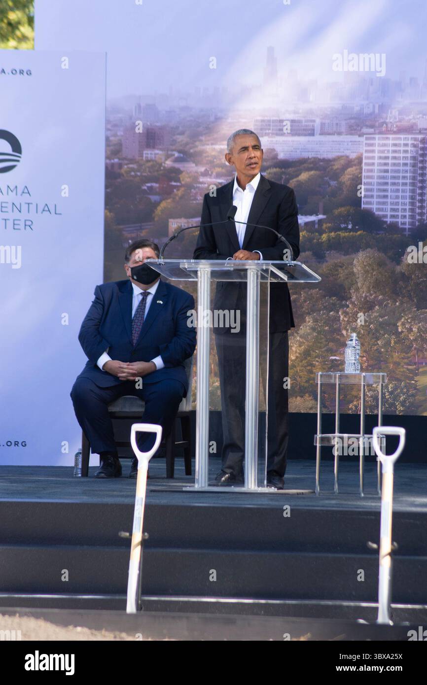 Barack obama presidential library hi-res stock photography and images ...