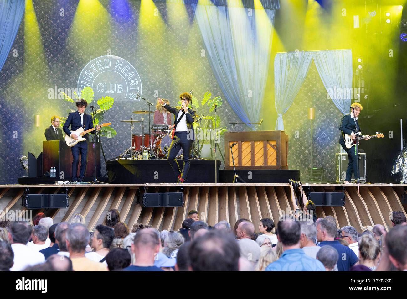 Pegasus live bei der Konzertreihe Moon&Stars 2025 auf der Piazza Grande ...