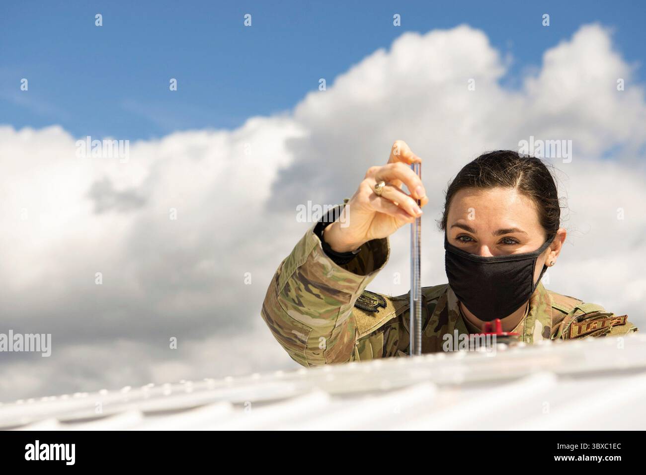 Program analyst image hi-res stock photography and images - Alamy