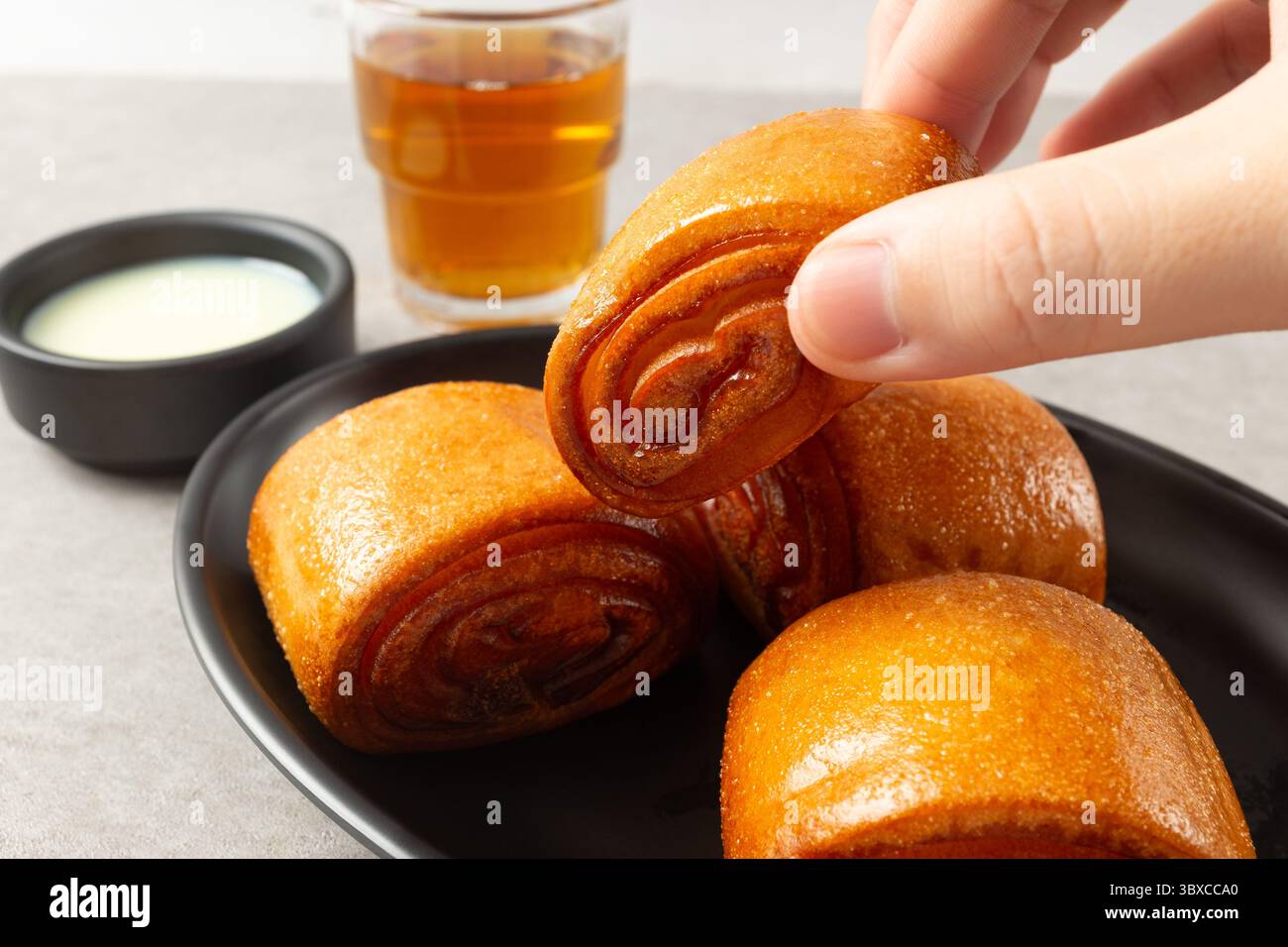 Traditional Fried Chinese Flower Bun with Wrinkled Texture Stock Photo ...