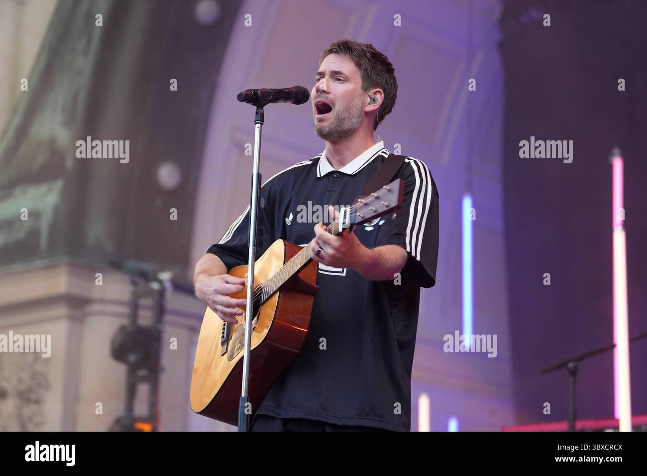 Revolverheld - 20 Jahre Open-Airs. Die deutsche Band Revolverheld ...