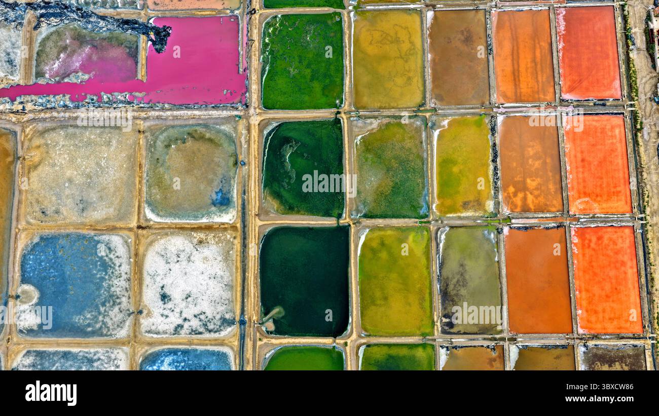 Aerial photo shows the summer scenery of a salt lake in Rongcheng City ...