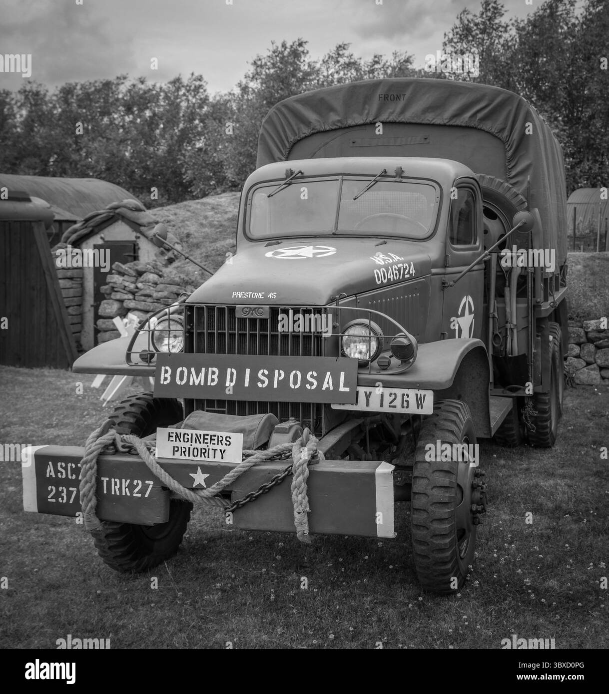 Ww2 us military truck hi-res stock photography and images - Alamy