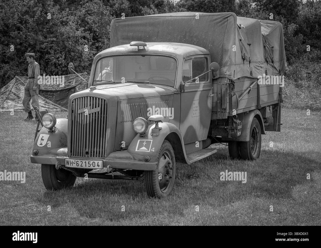 Transport military vehicles hi-res stock photography and images - Alamy