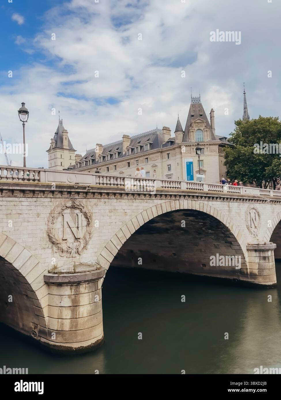 Crossing bridge in paris france hi-res stock photography and images - Alamy