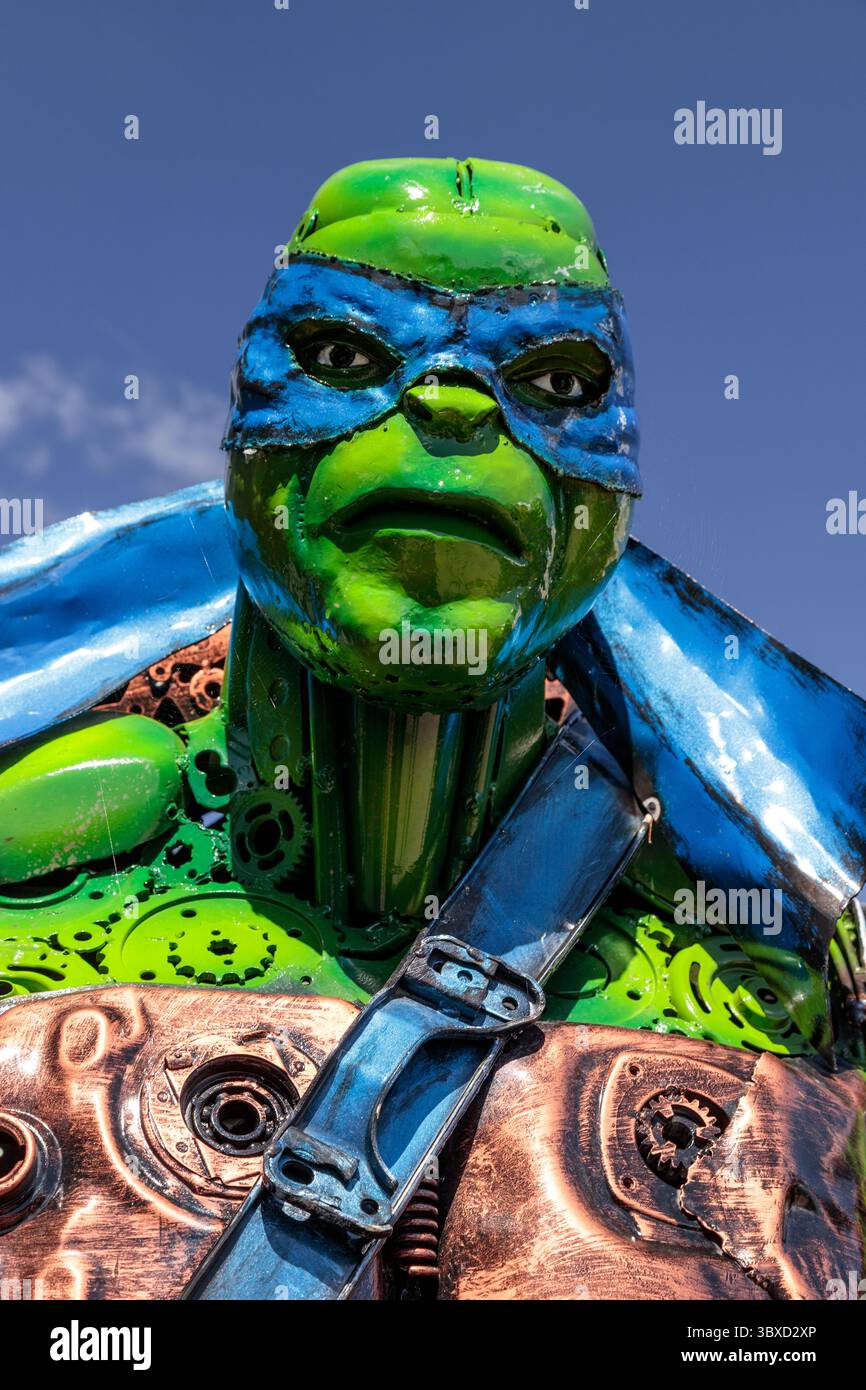 Scrap metal teenage mutant ninja turtle, Shropshire Sculpture Park ...