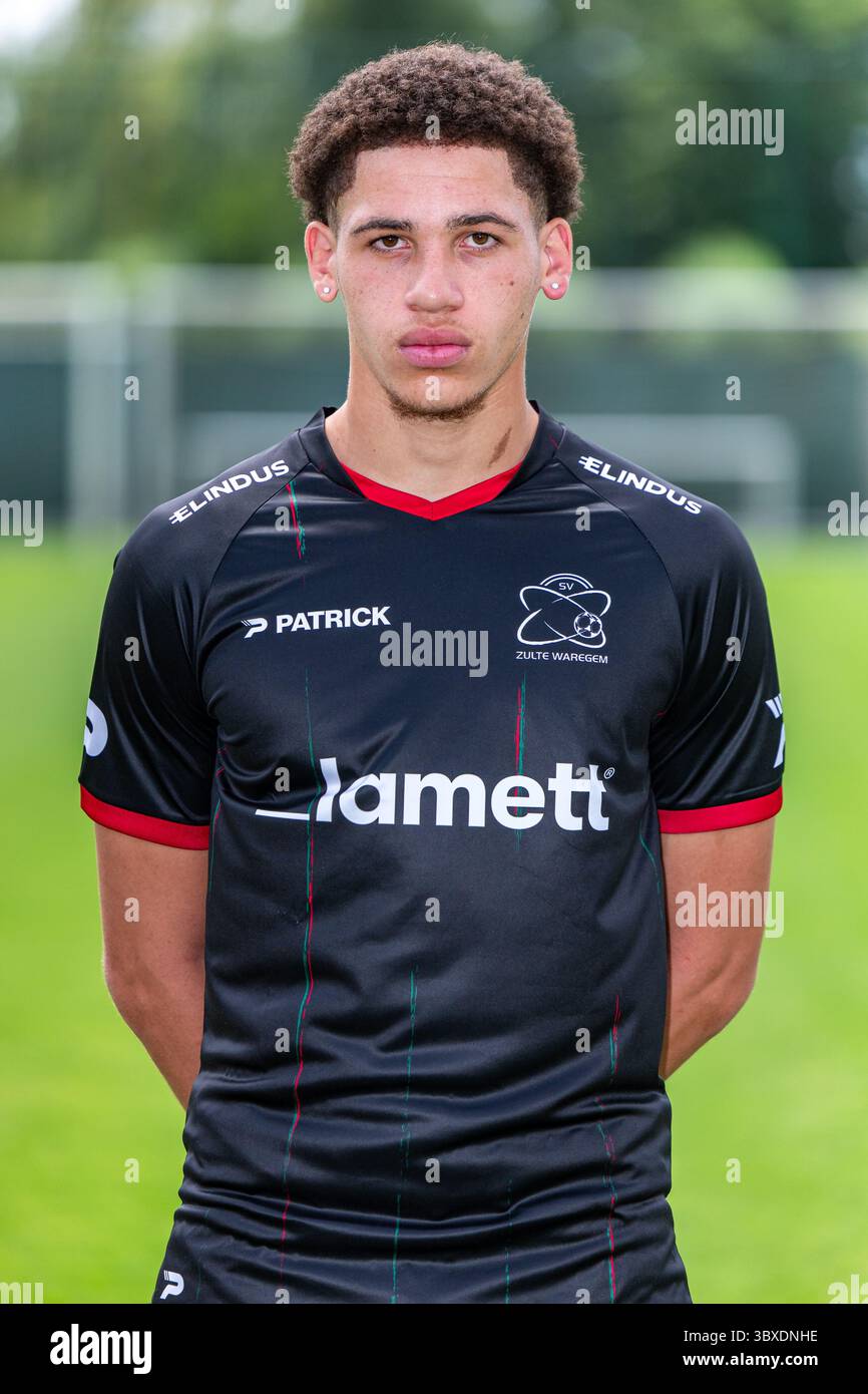 Essevee's Florian Van Bever poses for a portrait picture at the 2025-2026 photoshoot of Belgian ...