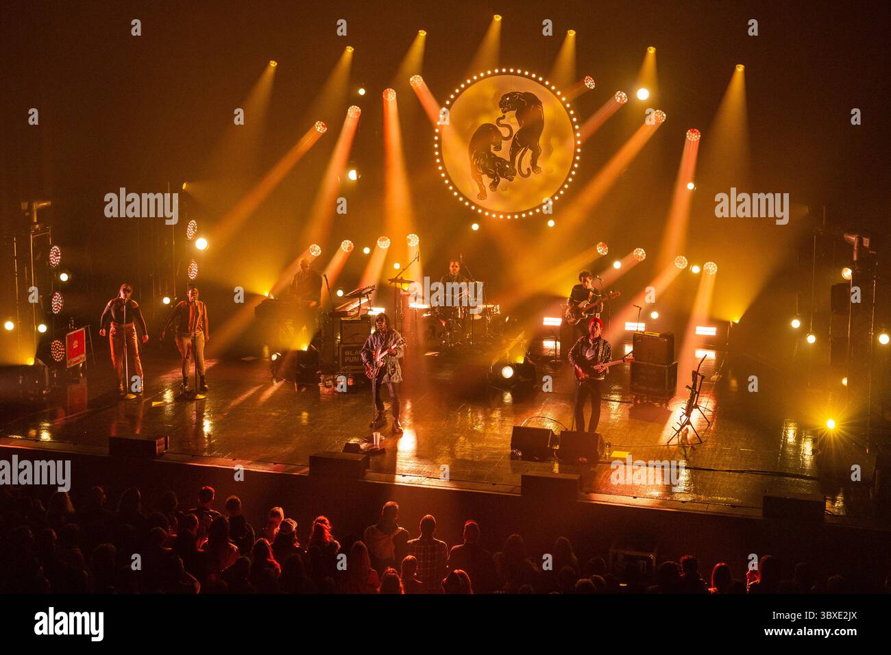 Lauren cervantes hi-res stock photography and images - Alamy