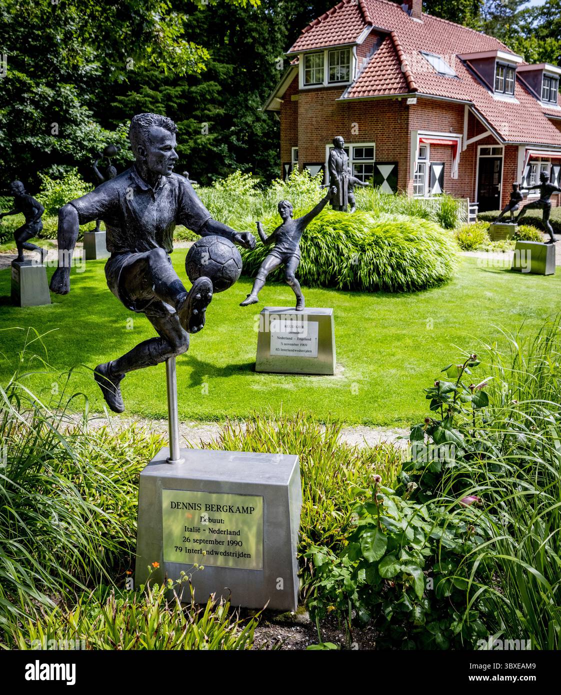 ZEIST - The KNVB Campus in zeist ANP /HOLLANDSE HOOGTE /ROBIN UTRECHT ...