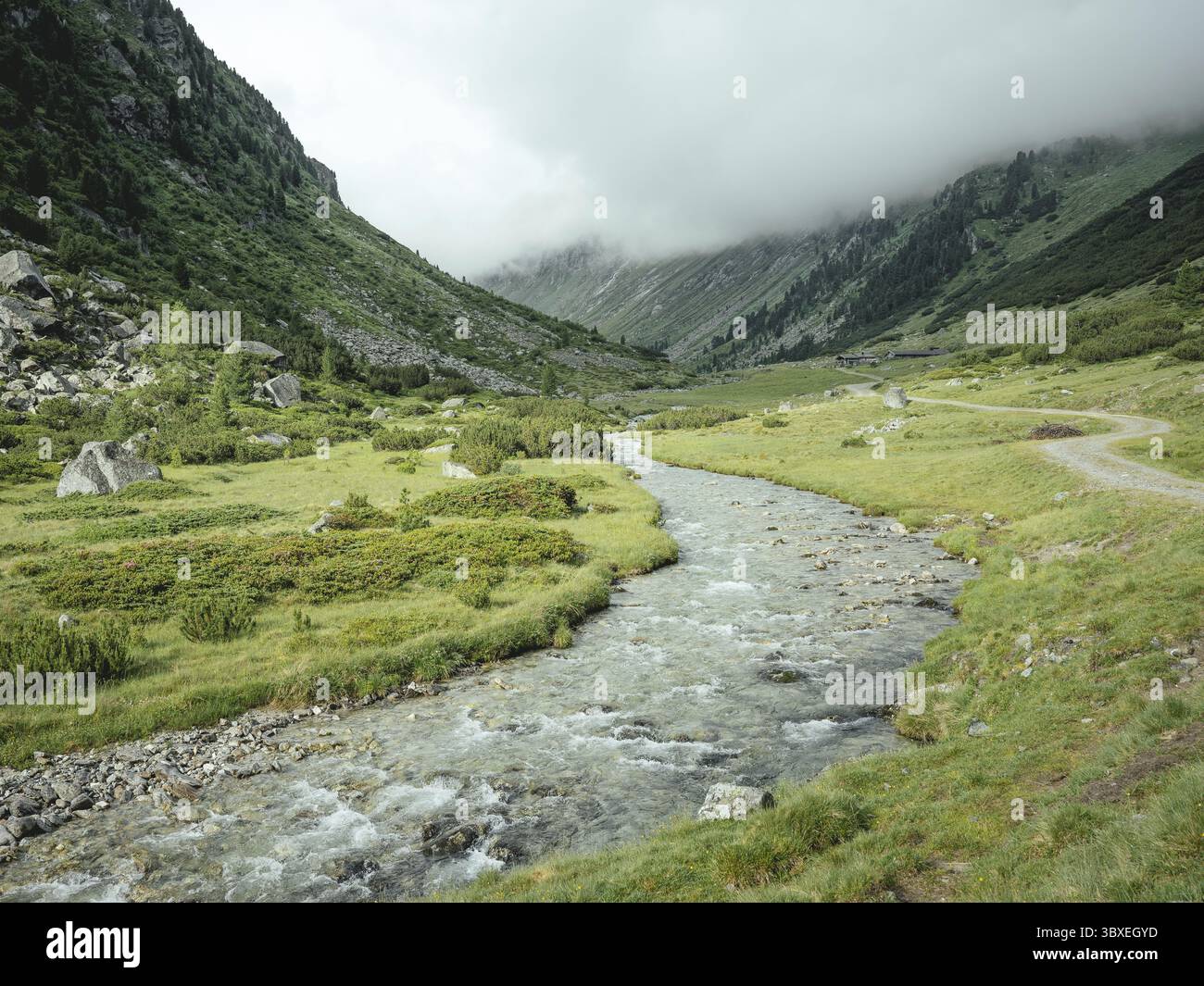 Zell am pinzgau salzburger hi-res stock photography and images - Alamy