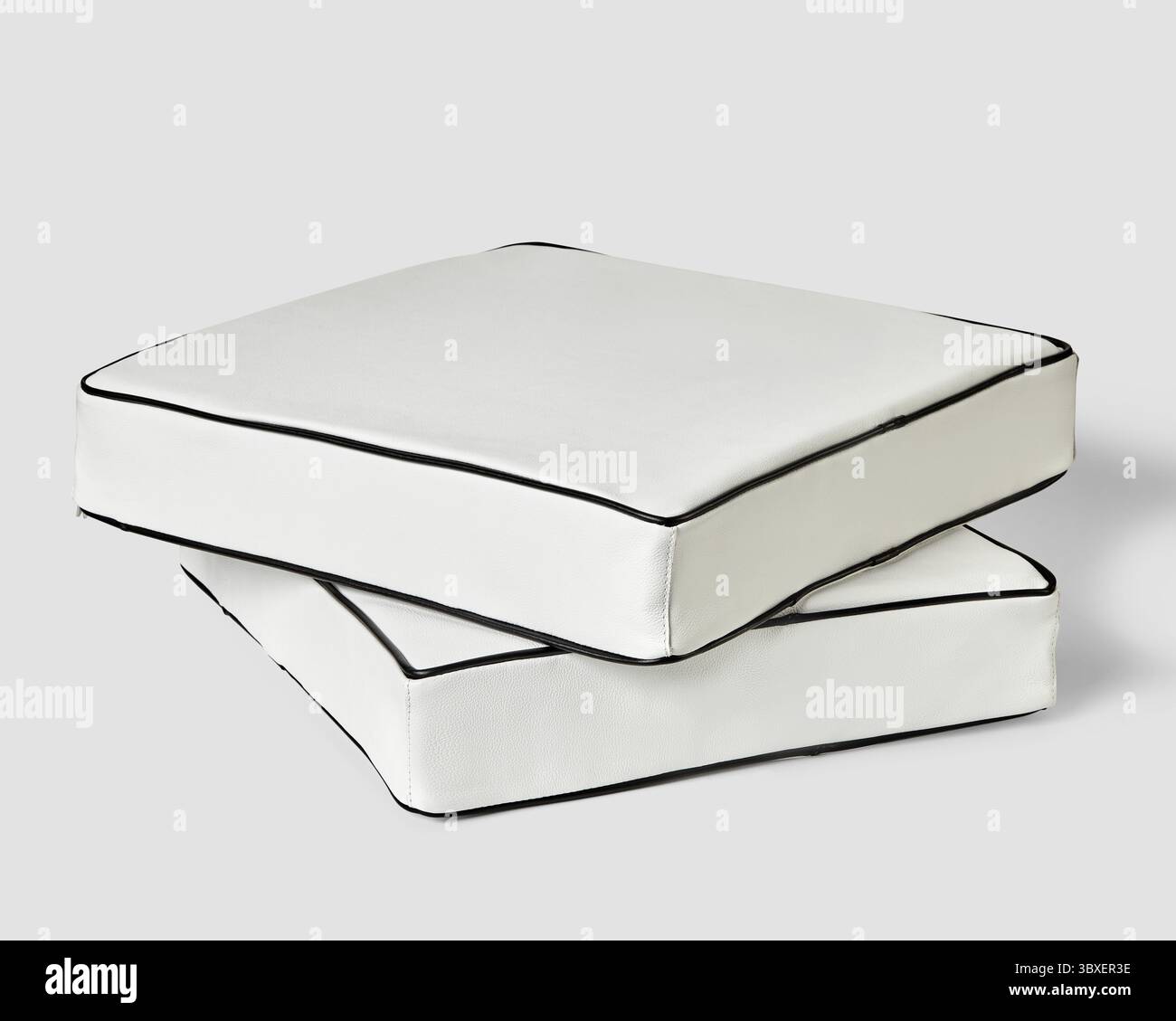 White quadrangle on black hi-res stock photography and images - Alamy