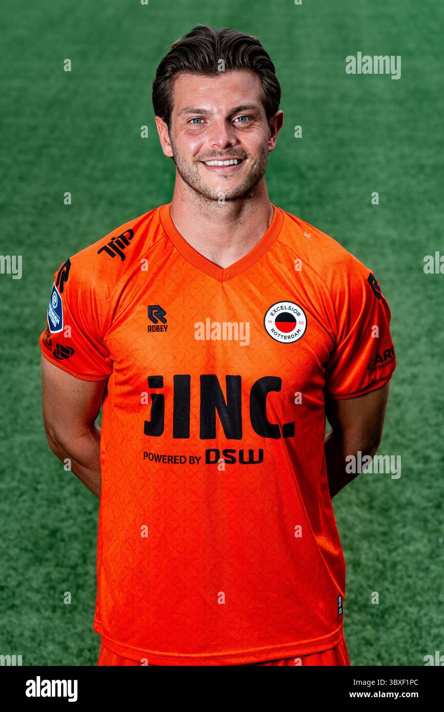 Rotterdam - Goalkeeper Stijn van Gassel of Excelsior Rotterdam during ...