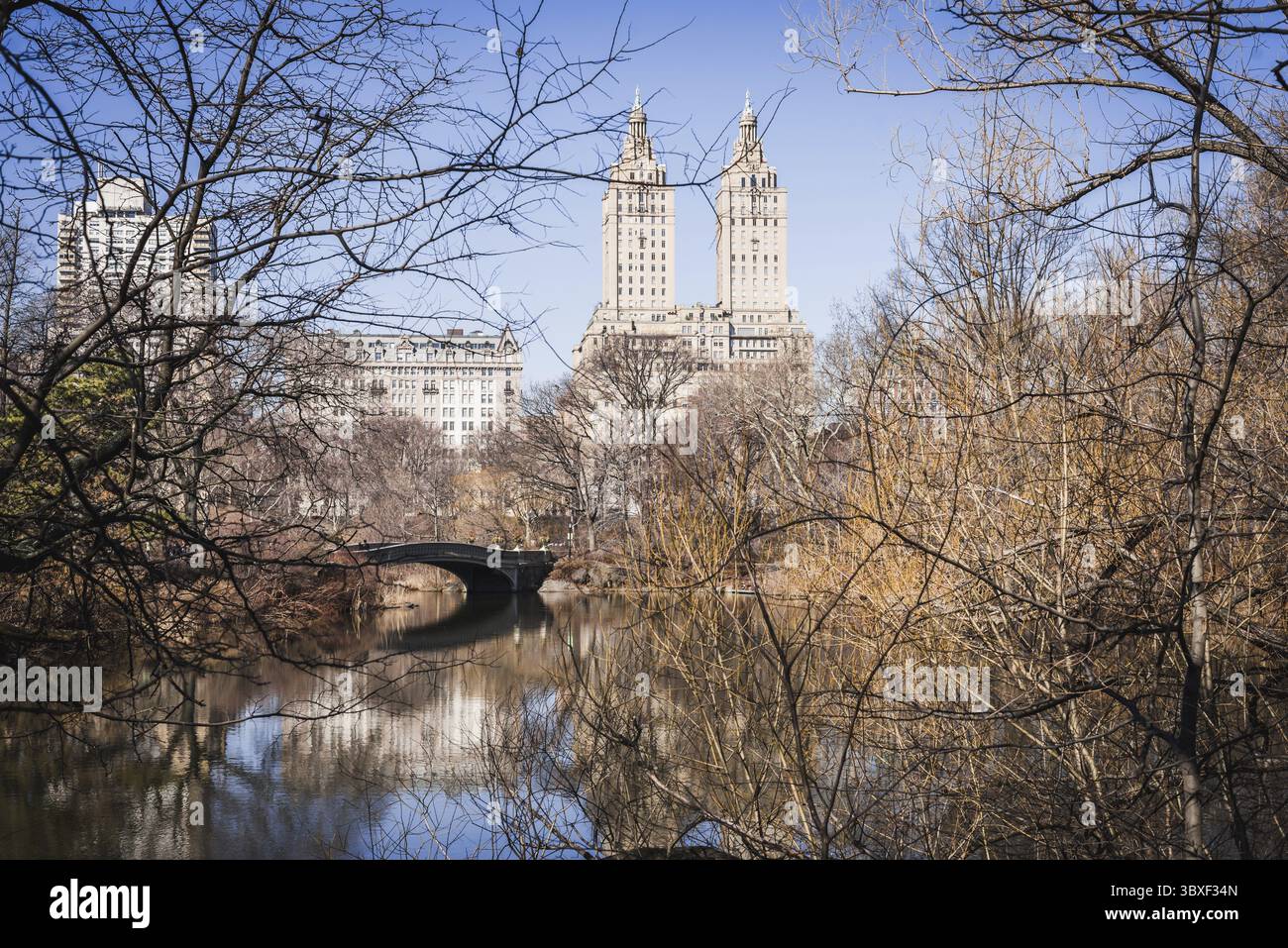 Lake overlooking the famous Bow Bridge at Central Park in Upper ...