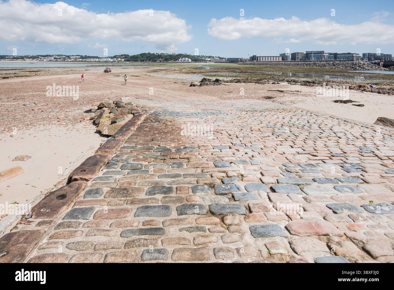 The landing point for the amphibious passenger ferry to Elizabeth ...