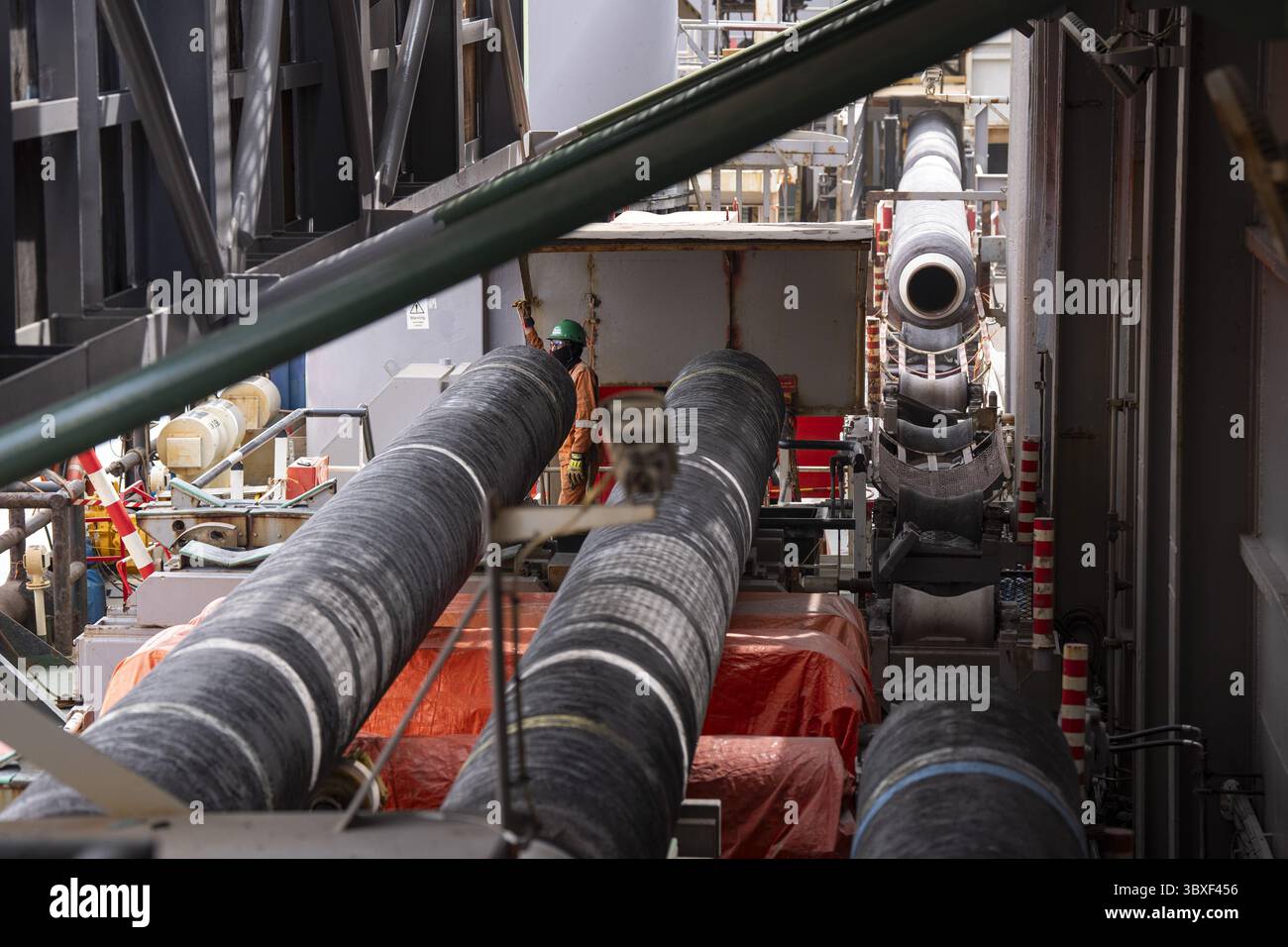NORTH SEA - Offshore work on pipelay vessel Lorelay. A CO2 transport ...
