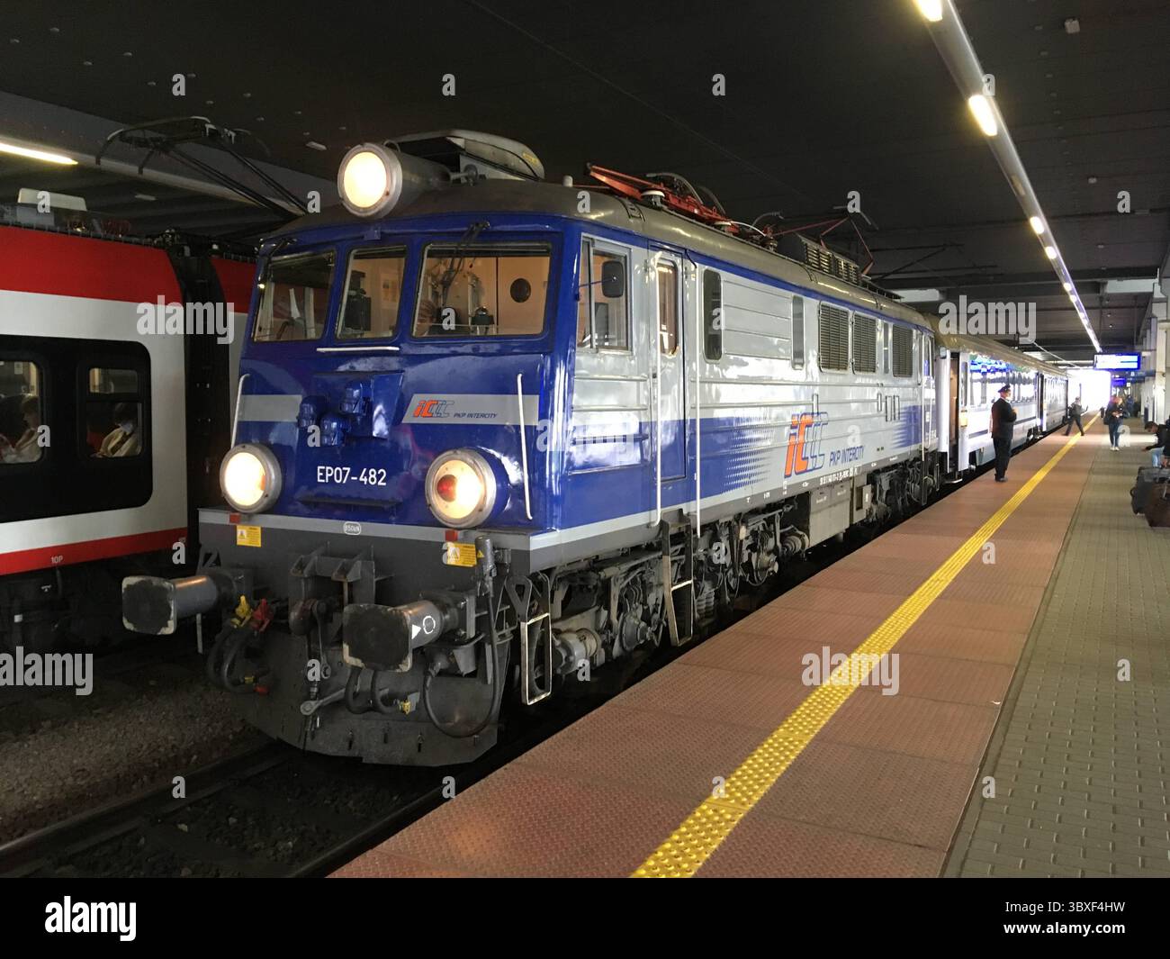 Poznań city station capturing locomotives, platforms, tracks, and ...