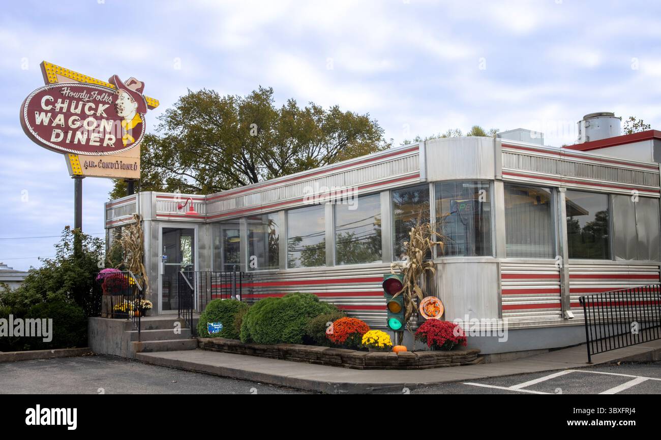 Chuck Wagon Diner in Duanesburg, New York, serves up classic roadside ...