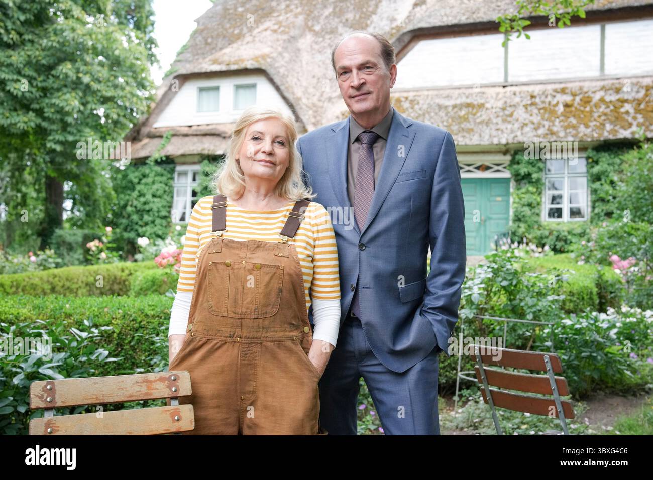 PRODUCTION - 16 July 2025, Hamburg: Actress Sabine Postel and actor ...