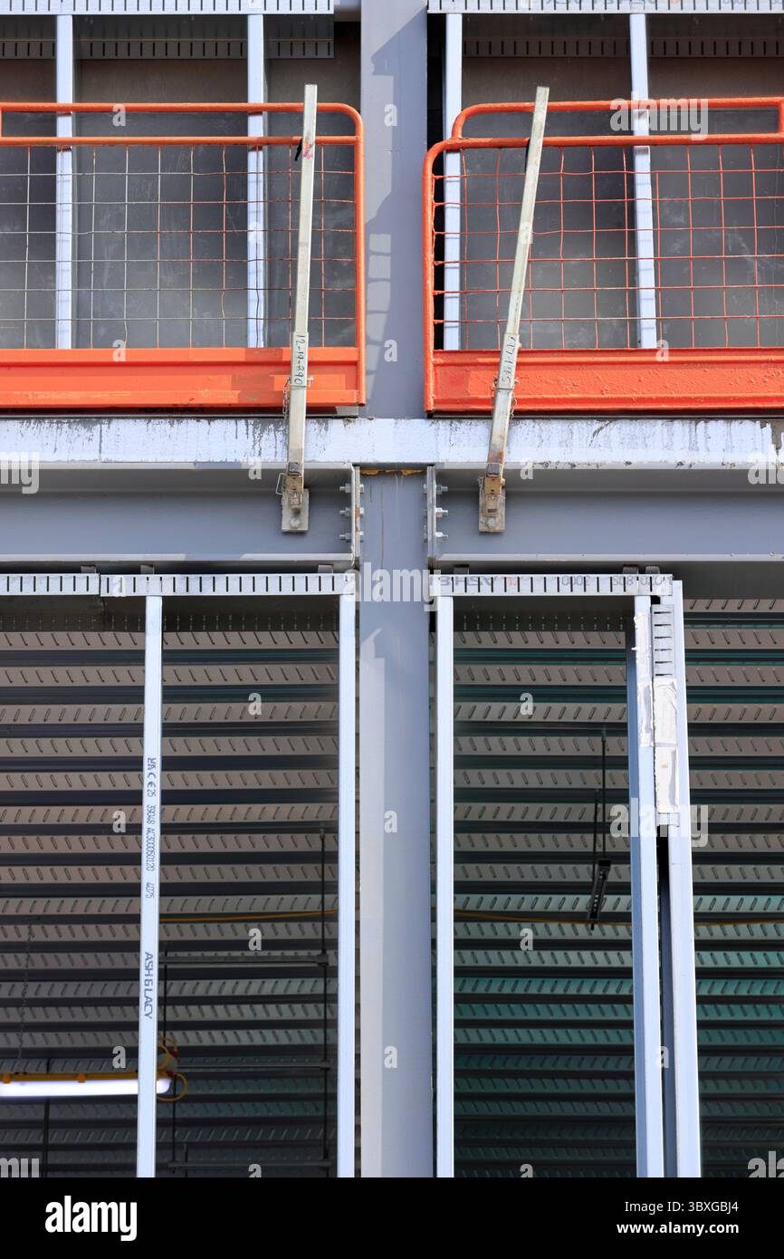 Steel skeleton frame erection, secondary framing steel SFS installation ...