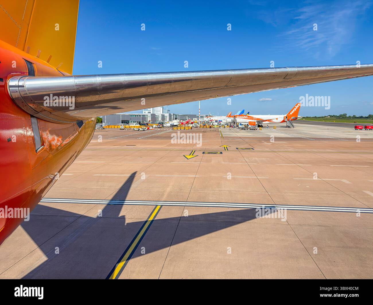 Jet2 holidays logo hi-res stock photography and images - Alamy