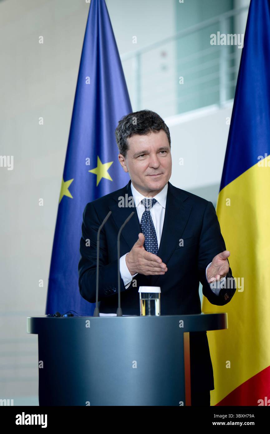 Präsident, Nicusor Dan Pressekonferenz, Bundeskanzleramt, Präsident ...