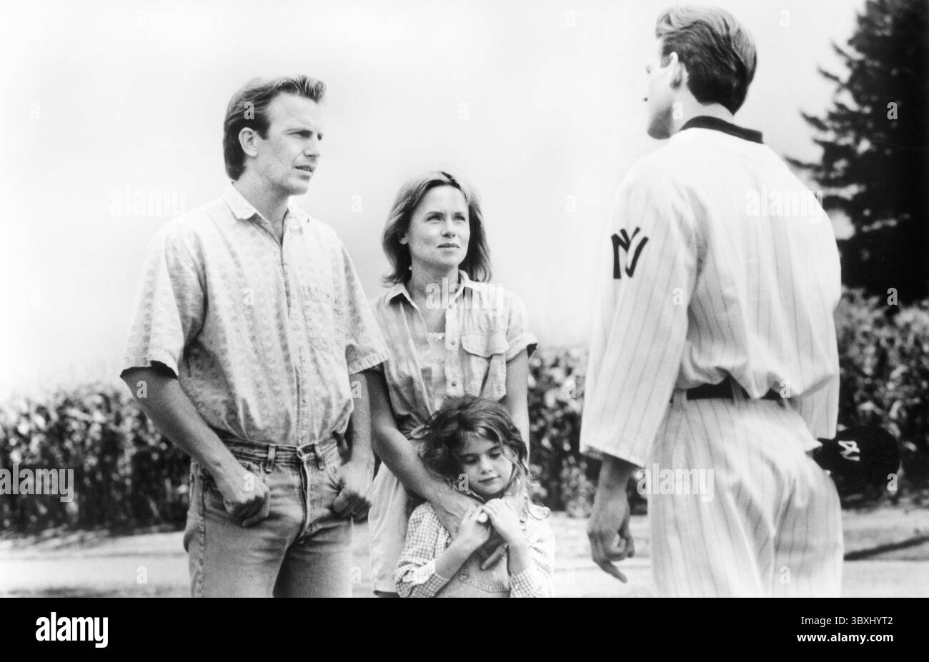 June 20, 2020, USA: Kevin Costner, Amy Madigan, Gaby Hoffman, Dwier Brown, on-set of the Film ...