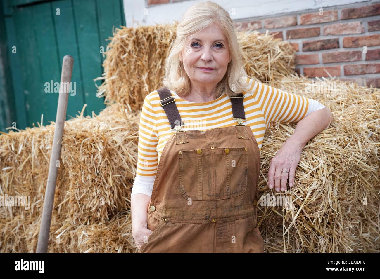 PRODUCTION - 16 July 2025, Hamburg: Actress Sabine Postel on the ...