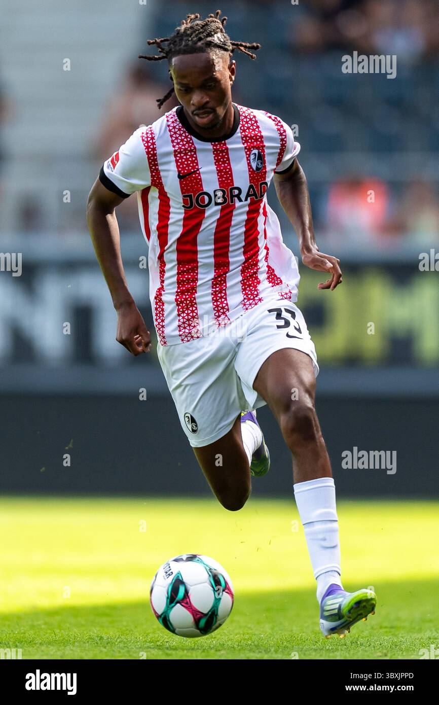 Jordy Makengo (33, SC Freiburg) AUT, SCR Altach vs SC Freiburg ...