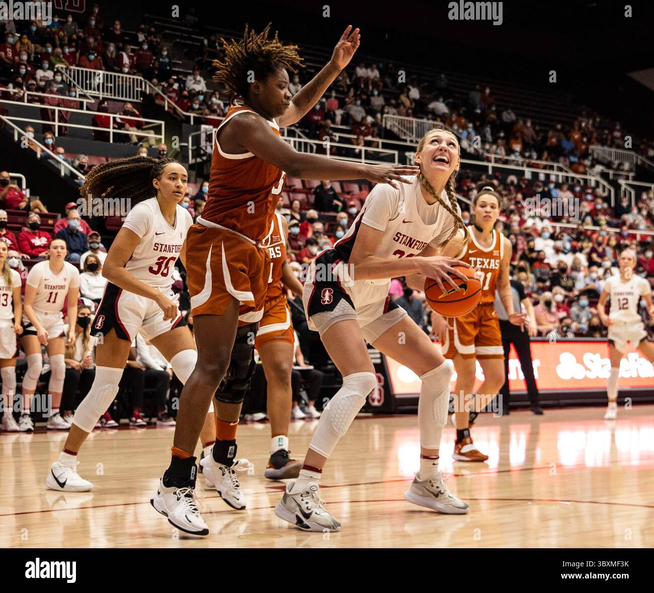 Cameron brink hi-res stock photography and images - Alamy