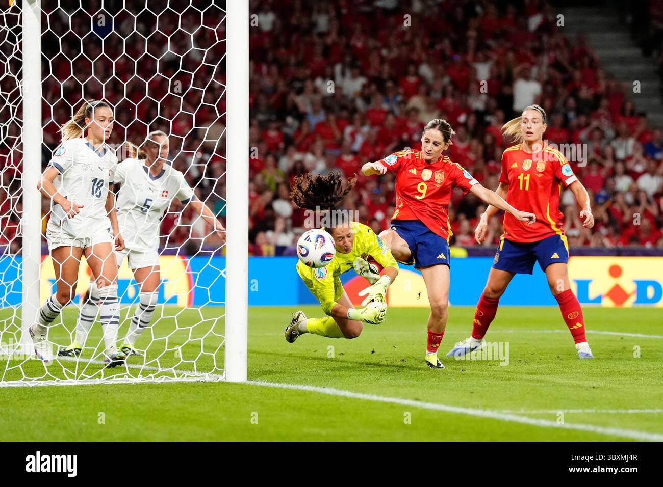 Spain's Esther Gonzalez misses an opportunity on goal during the UEFA Women's Euro 2025 quarter ...