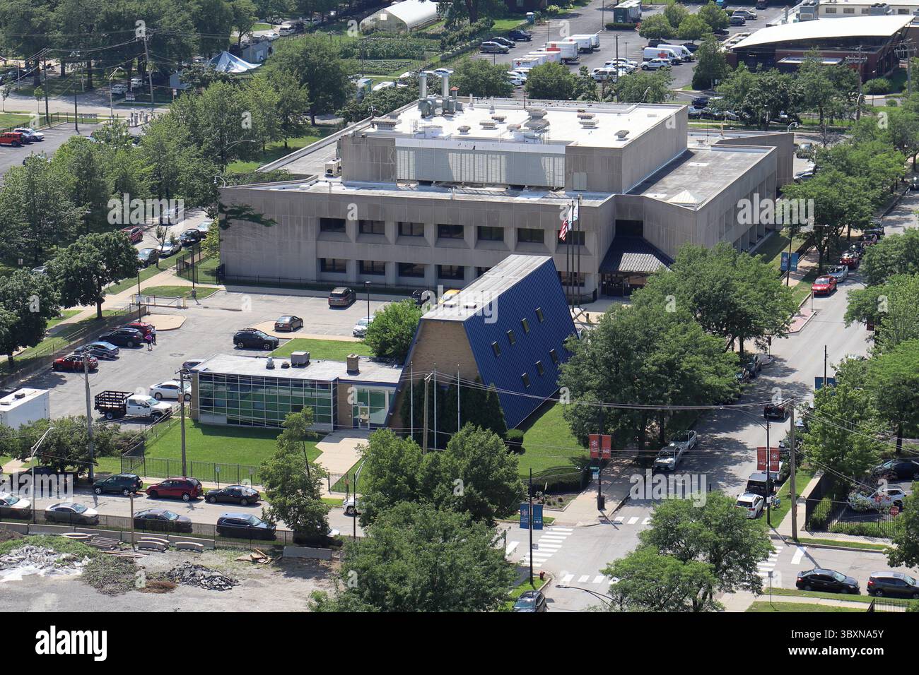 Cook county hospital in chicago hi-res stock photography and images - Alamy