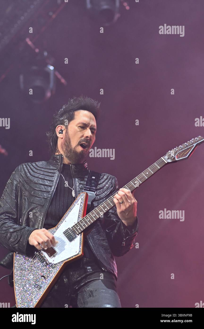 Pablo Hurtado of the band Camila performs during the concert at the ...