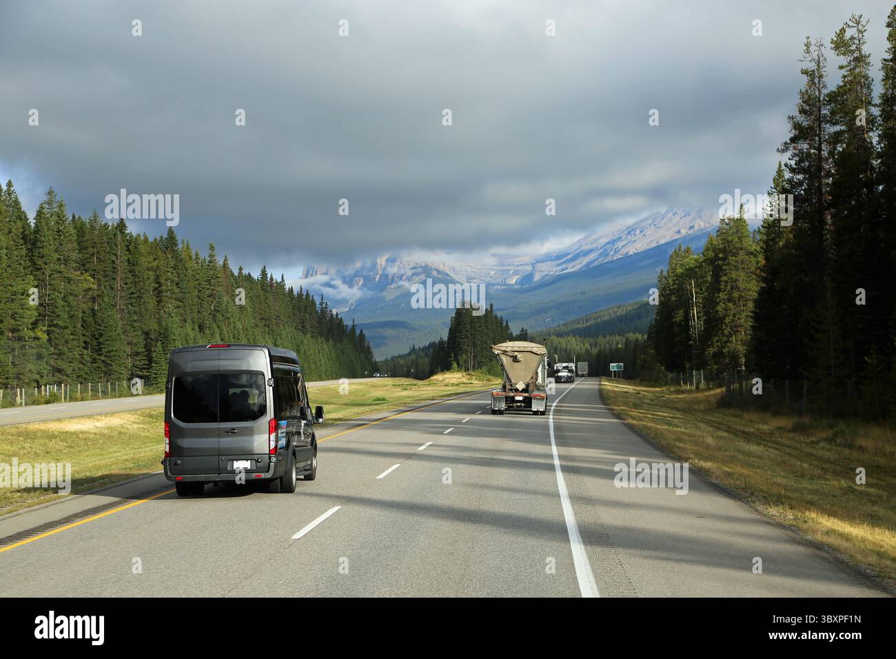Westbound view hi-res stock photography and images - Alamy