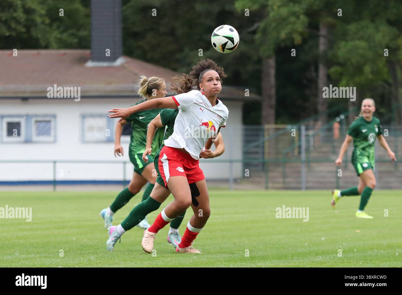 Lisa Baum (11, RB Leipzig). Fu?ball, Google Pixel Frauen-Bundesliga ...