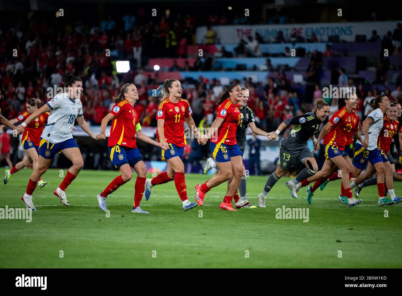 Lucia Garcia (Spanien, #17), Irene Paredes (Spanien, #04), Alexia ...